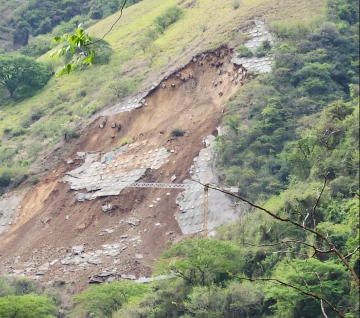 Derrumbe en el Suroeste de Antioquia en las zonas de Amagá y Bolombó ...