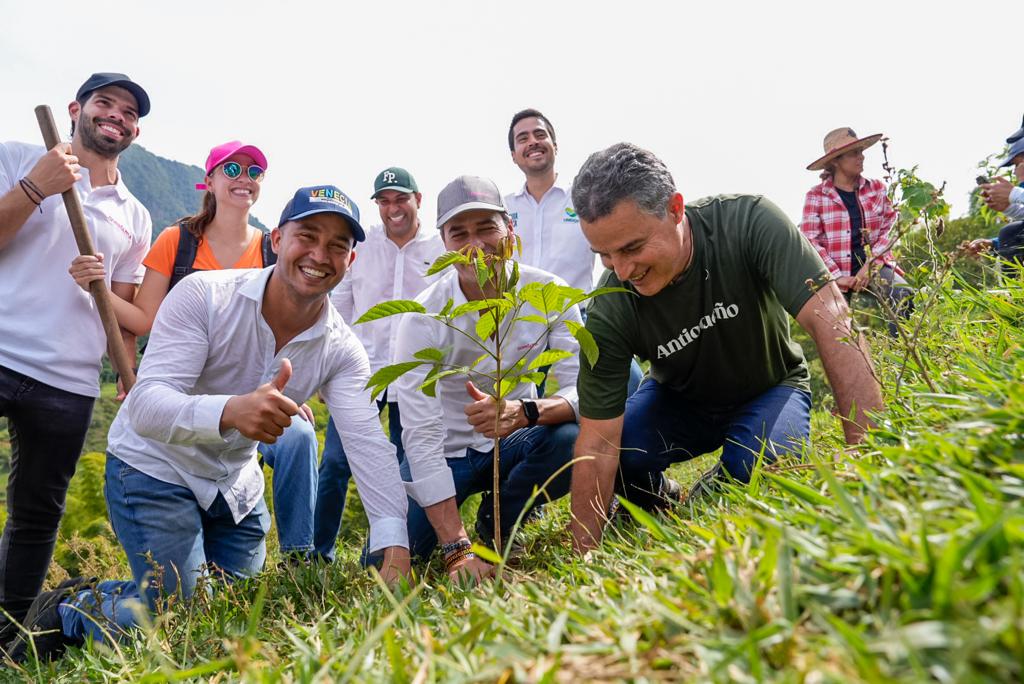Entregada la primera etapa del Parque Cerro Tusa - Nación Paisa