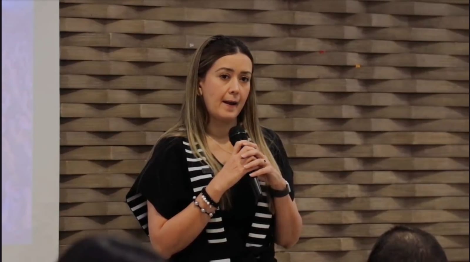 Caso María Camila Villamizar: ¿Hay persecución laboral en EPM? - Nación ...