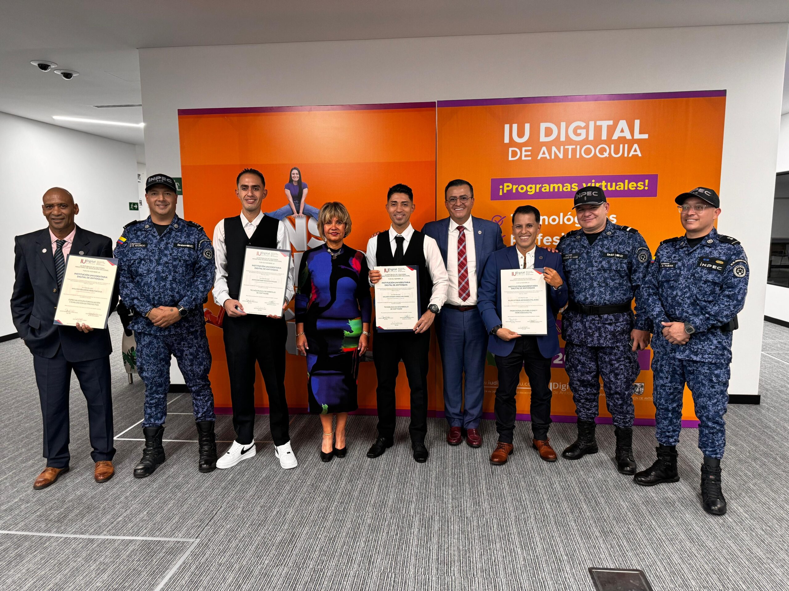 IU Digital de Antioquia gradúa 4 estudiantes privados de la libertad