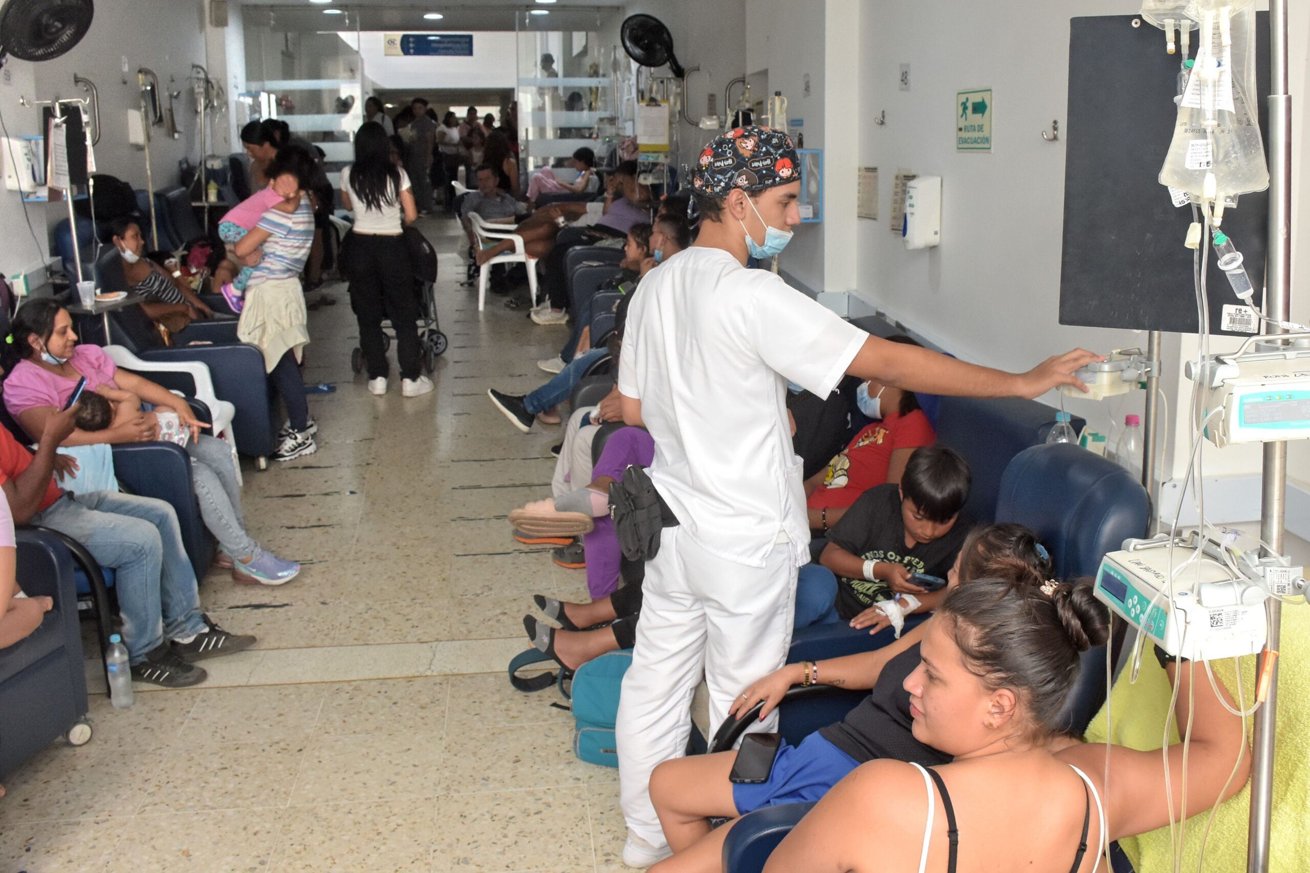 Pacientes de Colombia denuncian crisis de salud - Nación Paisa
